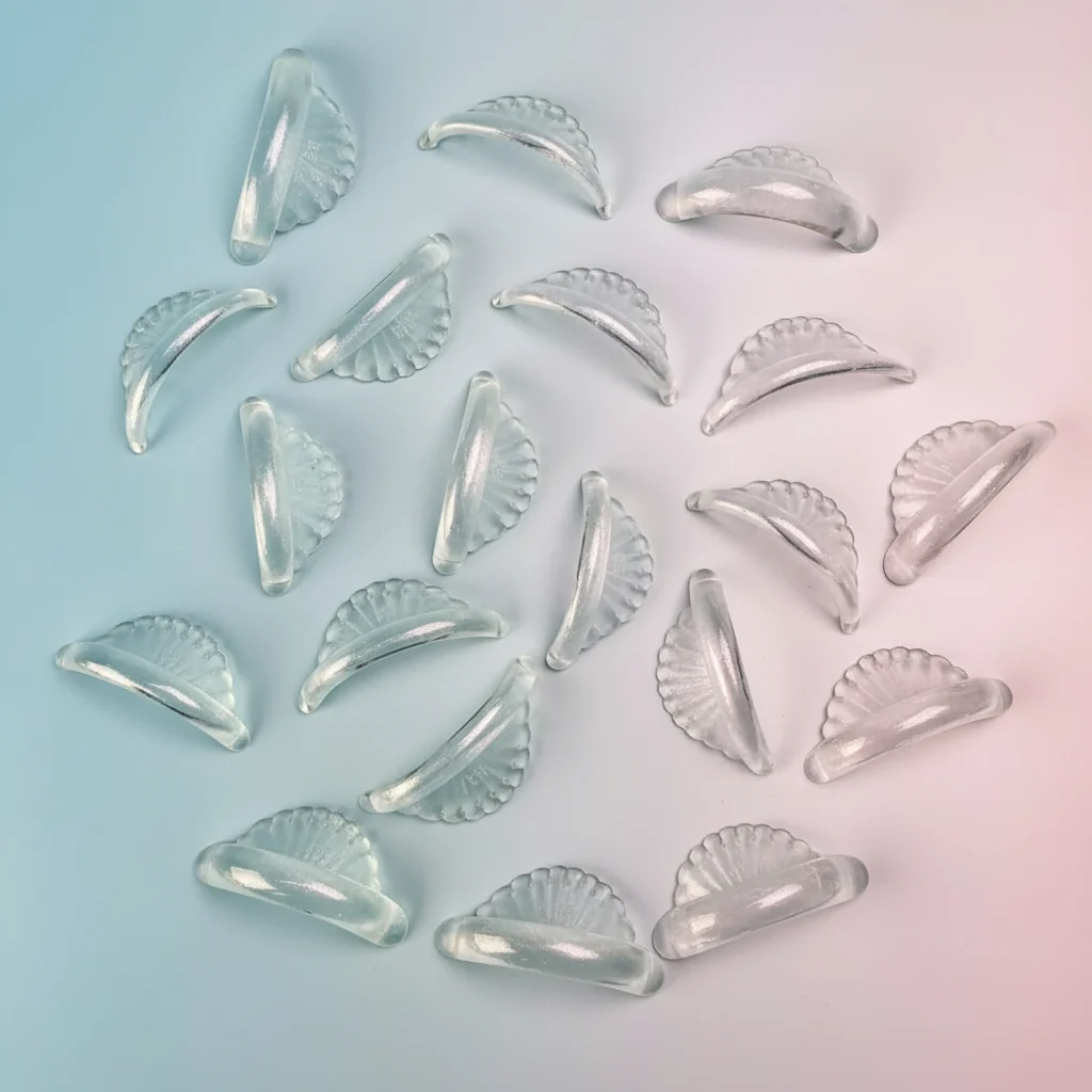 Glitter Shell Lash Lift Pads | 8 Pairs – AURA Monaco – Korean Lash Lift